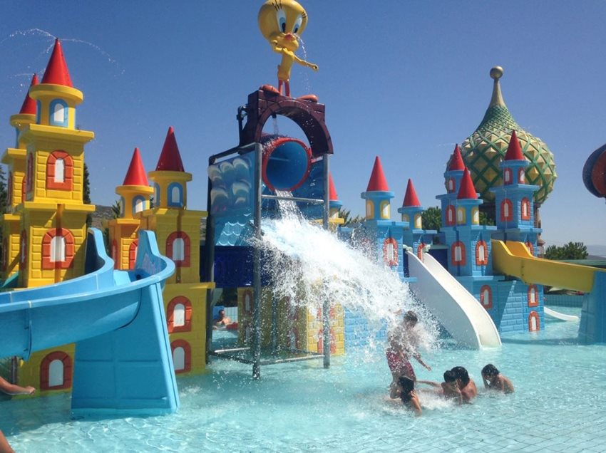 Aquapark Adaland (Ozdere - Gumuldur) - Özdere, Turkey | SeePlaces